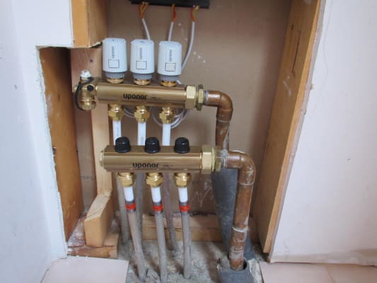 A2660401 - Uponor (Wirsbo) A2660401 - TruFLOW Jr. Manifold Assembly ...