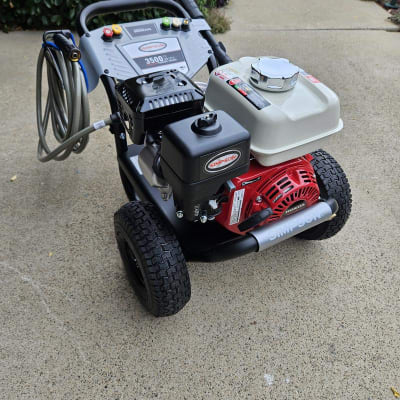 Murdoch s Simpson 3500 PSI Pressure Washer