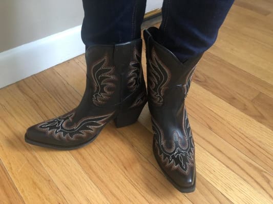 Ariat Chandler Leather Western Ankle Boot - Women's Shoes in Black