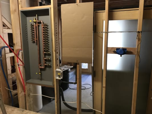 LF2500800 - Uponor (Wirsbo) LF2500800 - 1" Copper Manifold w/ LF Brass ...