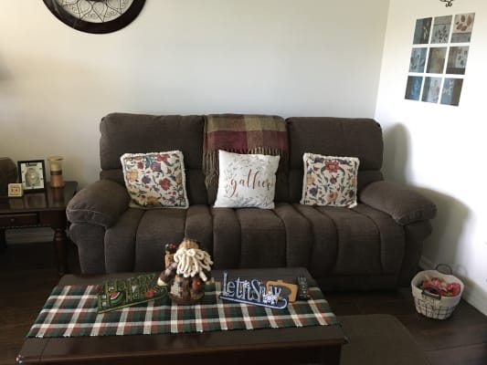 Stonehill chocolate brown motion sofa store