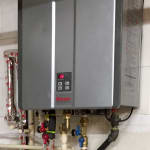 RUR160IN - Rinnai RUR160IN - RUR160IN 160,000 BTU, Condensing Indoor ...